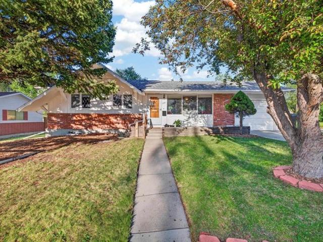 1361 Glenaire Dr, Casper, WY 82609