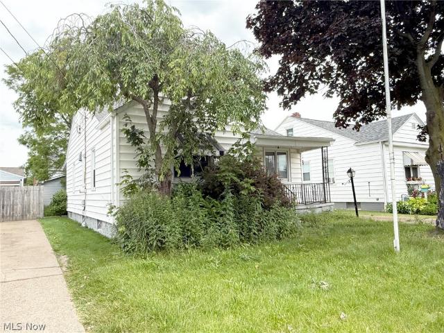 1361 Leavitt Road