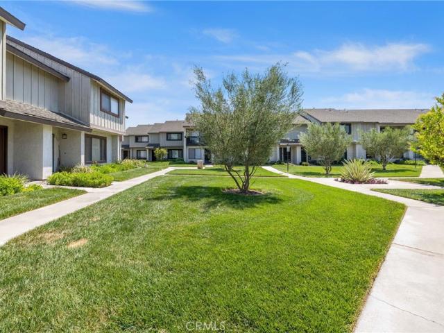 1361 S Walnut 3875