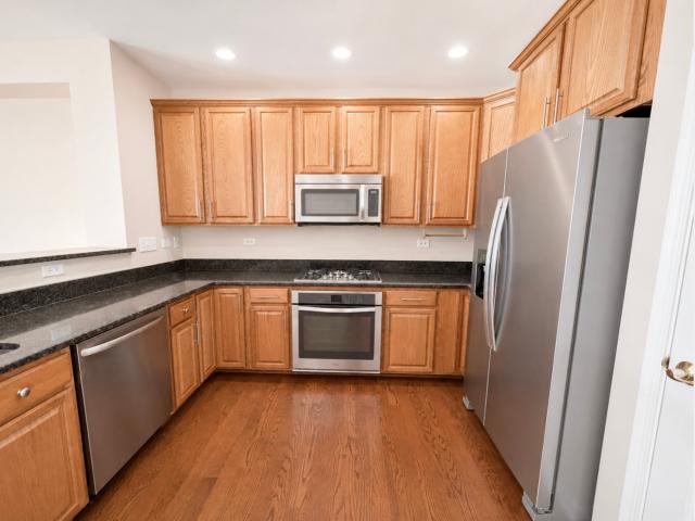 1361 Scarboro Road # 404