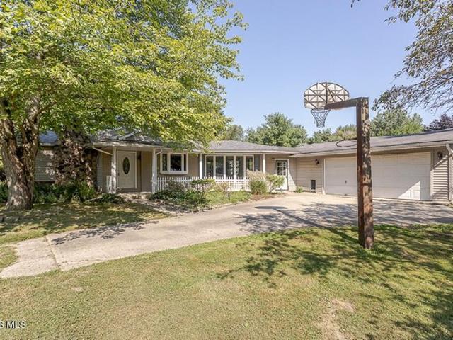 13620 Brindley Rd, Swanton, OH 43558