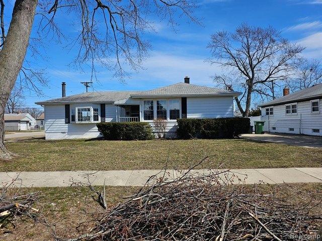 13621 Mulberry St, Southgate, MI 48195