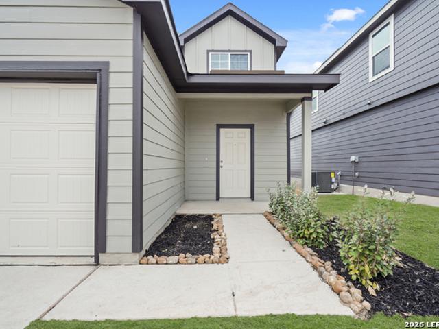 13627 Helton Pass