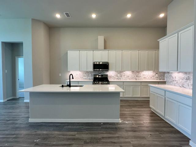 13627 Lago Vista Dr, Iowa Colony, TX 77583 | MLS #67777
