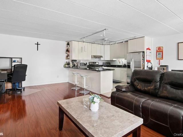 13624 Maple Avenue 3D