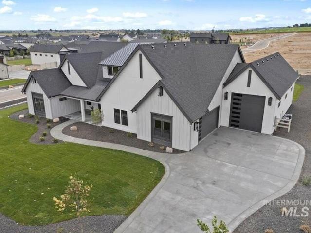 13625 Hickory Ranch Dr, Nampa, ID 83651