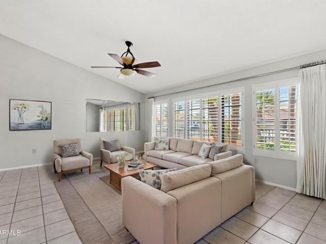 13626 W Gardenview Dr, Sun City West, AZ 85375
