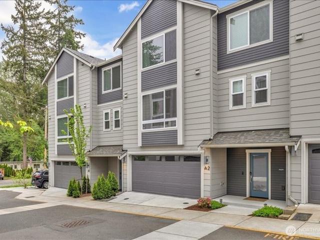 13628 Manor Way Unit A2, Lynnwood, WA 98087
