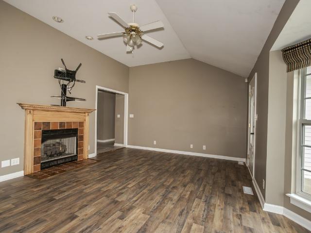 1362 Archer Pl