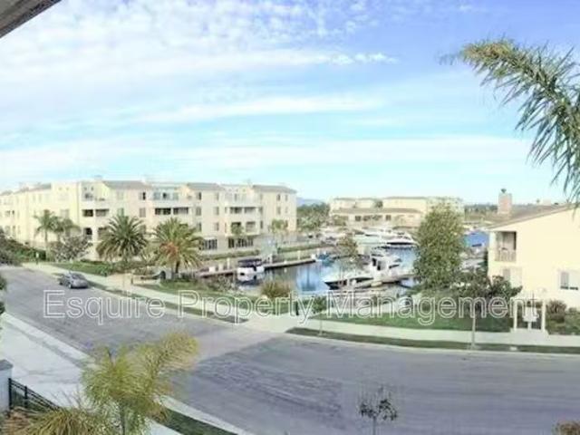 1362 Bayside Cir Houses in Oxnard, CA