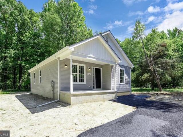 1362 College Rd, Dover, DE 19904