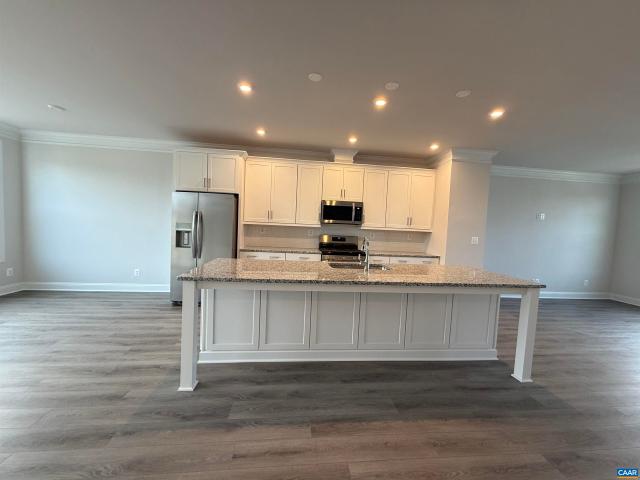 1362 laconia ln