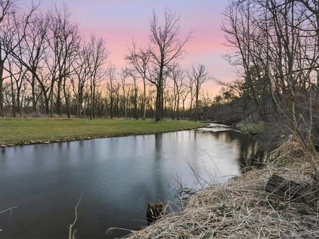 1362 Riverside Dr Unit 1362, River Falls, WI 54022