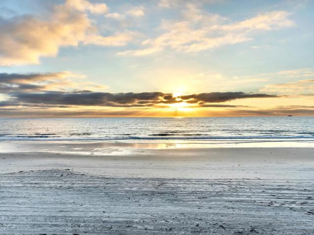 1362 Seacoast Dr, Unit F, Imperial Beach, CA 91932 | MLS #260014
