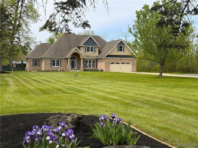 1362 Town Line Rd, Alden, NY 14004