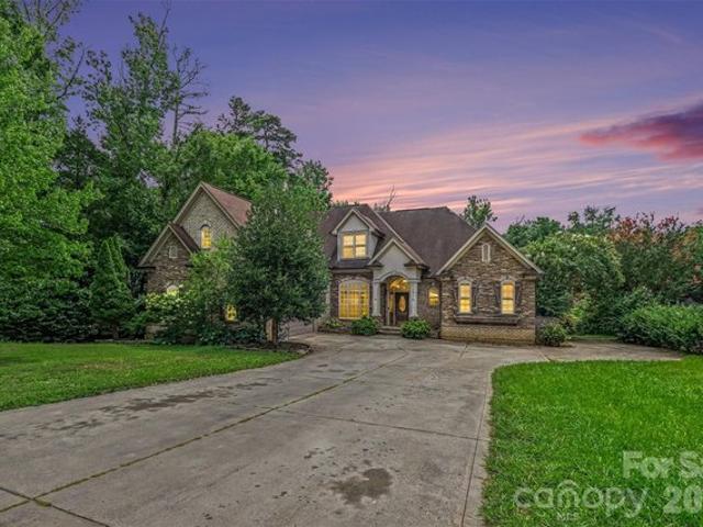 13631 William Stowe Dr, Charlotte, NC 28262