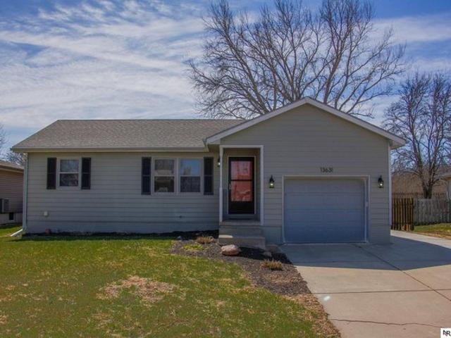13631 Guildford St, Waverly, NE 68462