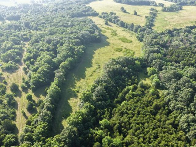 13635 Highway N, Stover, MO 65078