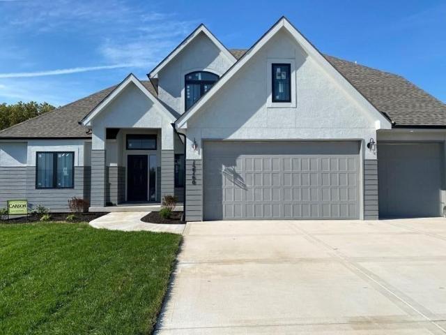 13638 Cherry Bark Ct, Parkville, MO