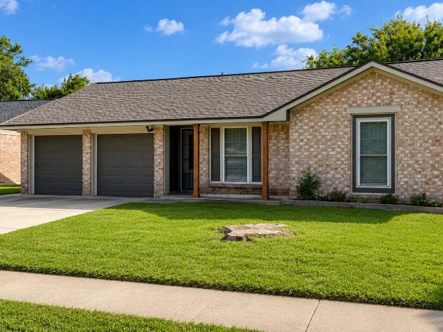 13638 Greenridge Drive