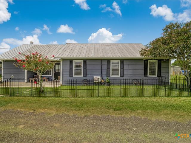 1363 Old Goliad Road