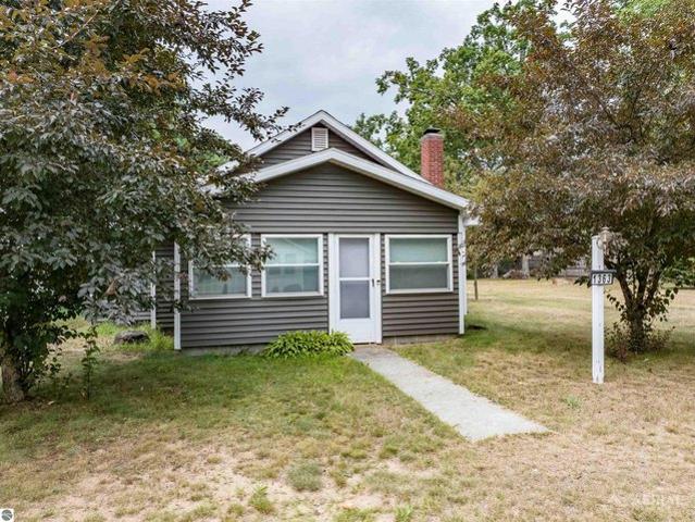 1363 Ash St, National City, MI 48748