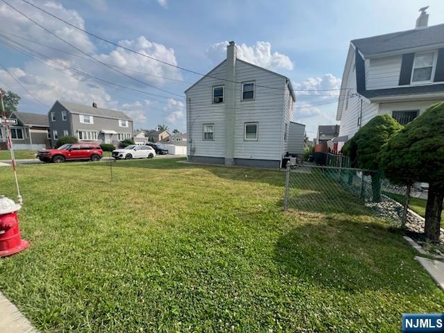 1363 Center Street