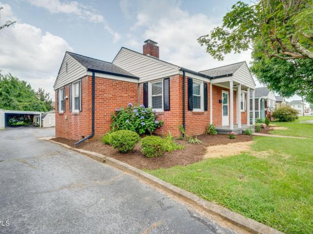 1363 East Center Street