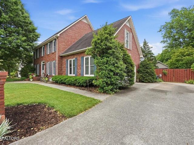 1363 Ivy Lane