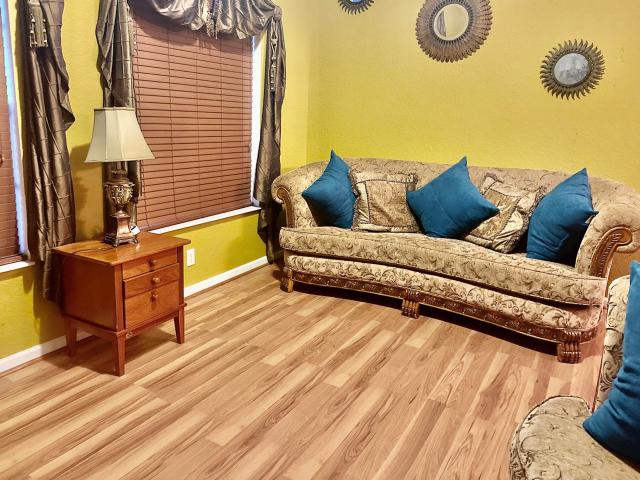 1363 th Pl N, West Palm Beach, FL 33412 | MLS #R11122