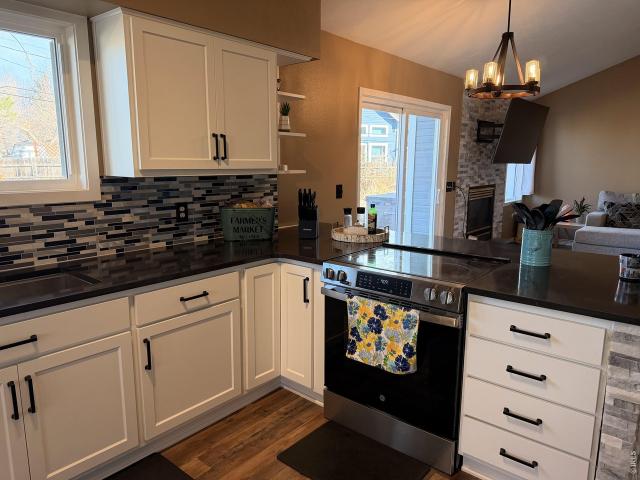 1363 W 6th St, Loveland, CO 80537 | MLS #1052 | Compass