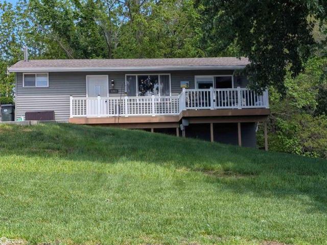 1363 Wilson Ave, Brooklyn, IA 52211
