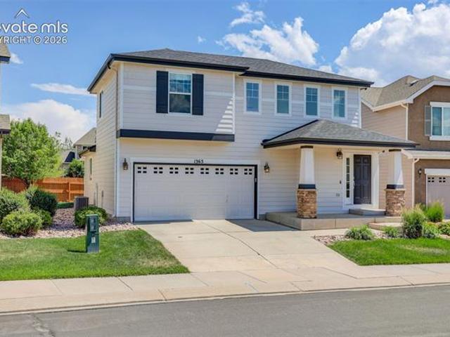 1363 Yellow Granite Way