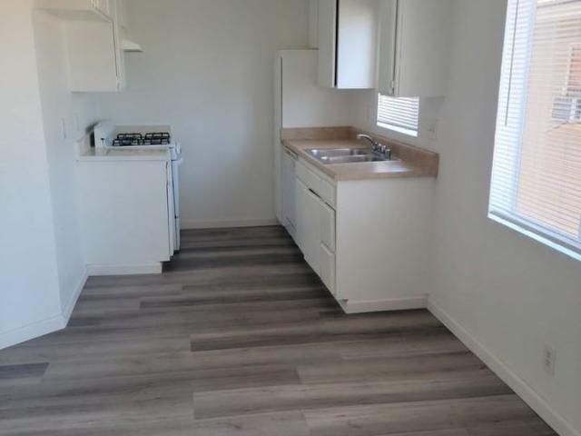 136th St. 1 Bedroom Apartment for Rent at 4381 W 136th St, Hawthorne, CA 90250