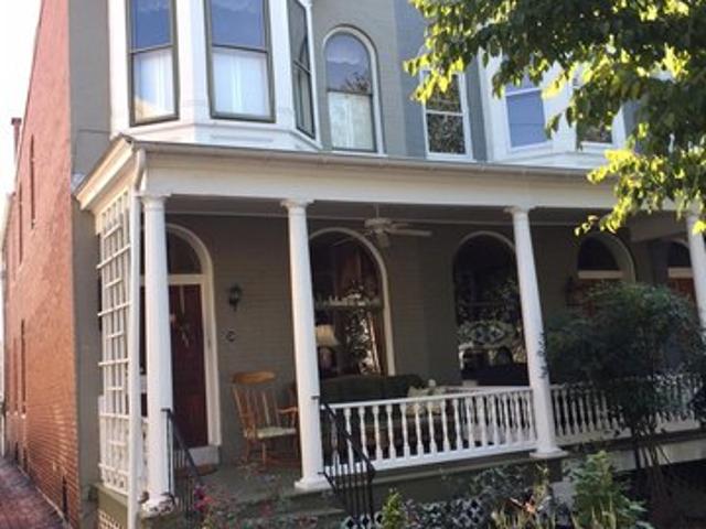 136 3rd St E, Frederick, MD 21701