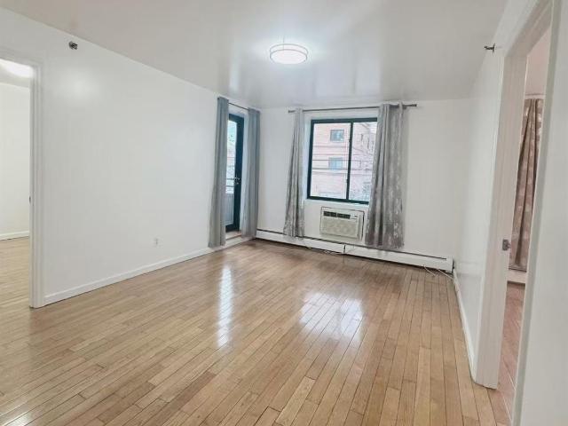 136 1 TH Avenue 2B