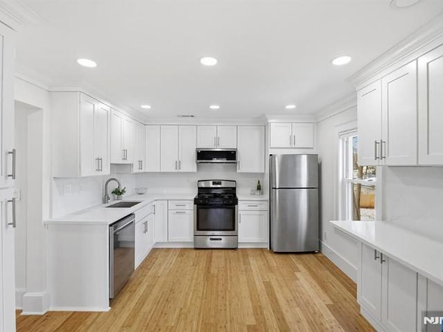 136 7th Avenue 2nd Fl, Westwood, US, NJ