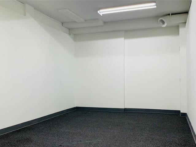 136 89 Roosevelt Avenue 2nd Floor