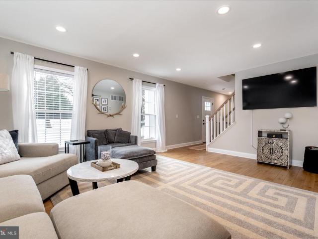 136 Collington Court