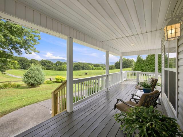 136 Columbus Landing