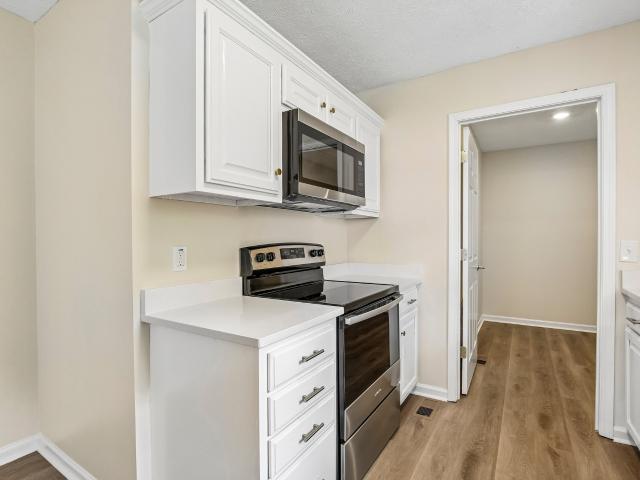 136 Conquest Ct