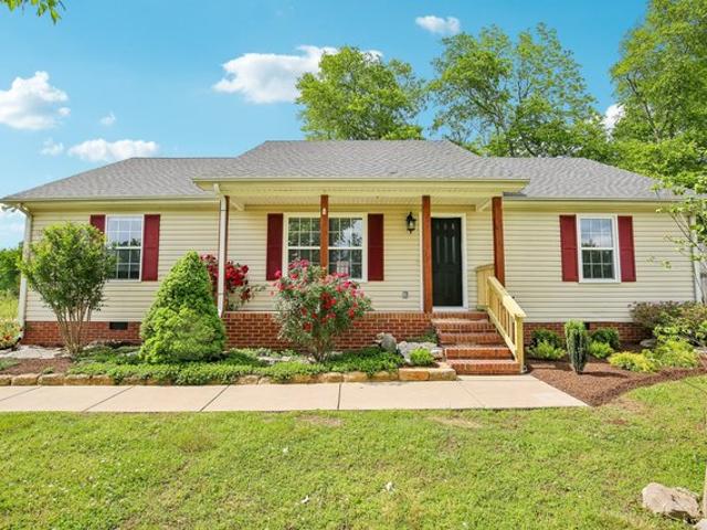 136 Conquest Ct, Unionville, TN 37180