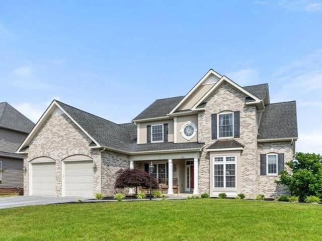 136 Cahille Dr, Winchester, VA 22602