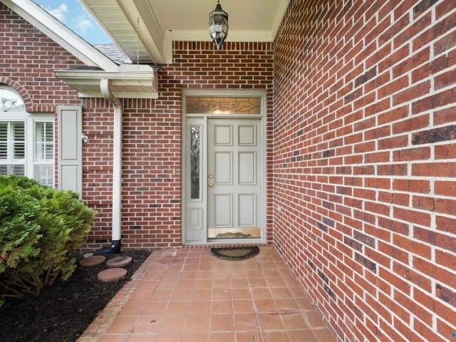 136 Canterbury Drive