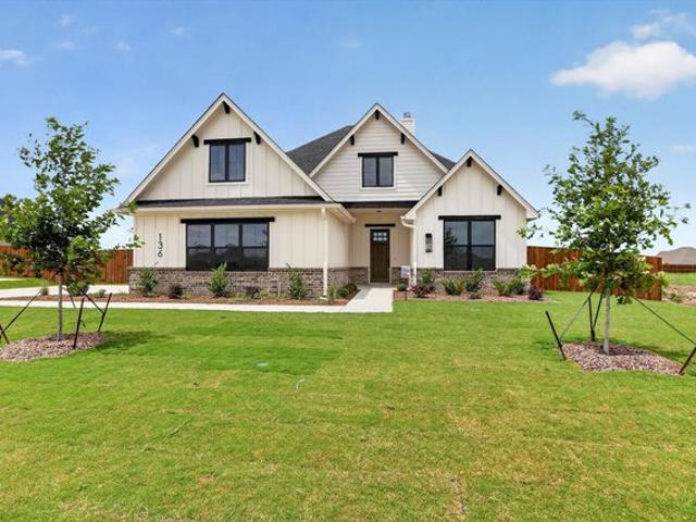 136 Chapowits Dr, Godley, TX 76044
