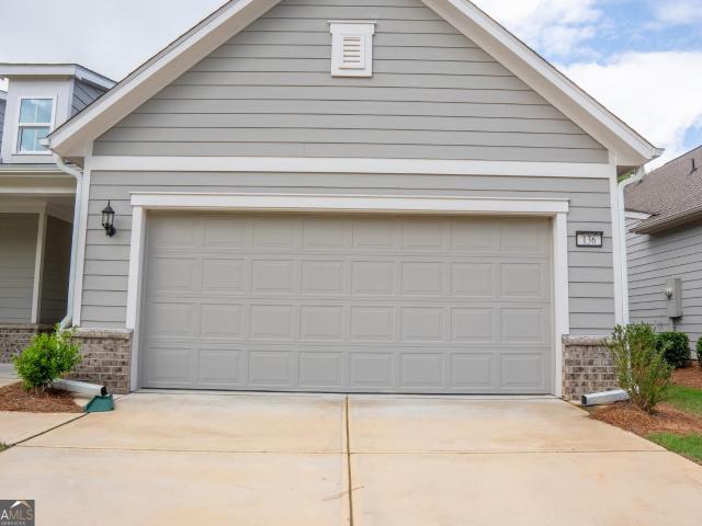 136 Creekside Court