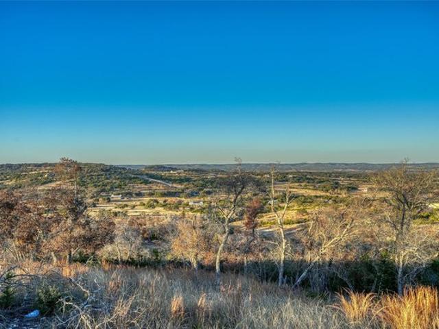136 and 137 Falling Oak Dr, Blanco, TX 78606
