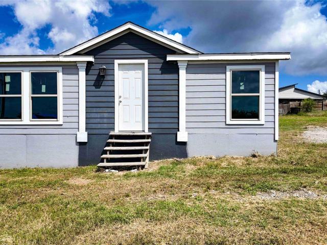136 Alameda Dr