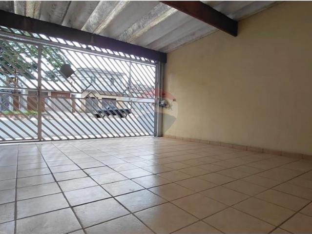 136 Área Útil Casa Alugar, 3 Dormitórios localizado em Vila Guarani Zona Sul, São Paulo, São Paulo, 04316020 | Brasil