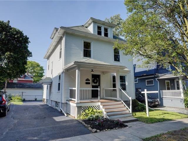 136 Asbury St, Rochester, NY 14620